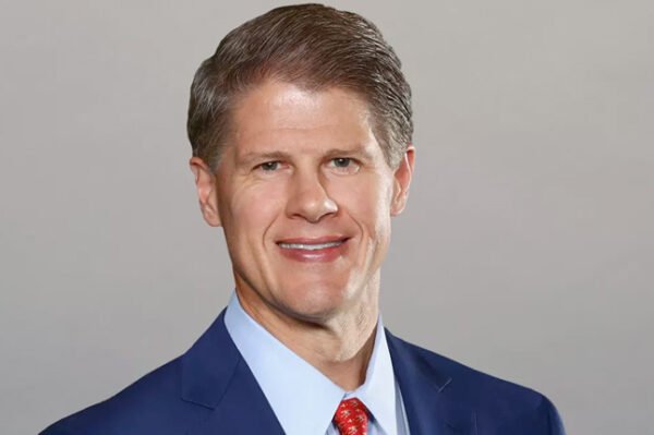 Clark Hunt: The Inspirational Success Story Behind the Kansas City ...